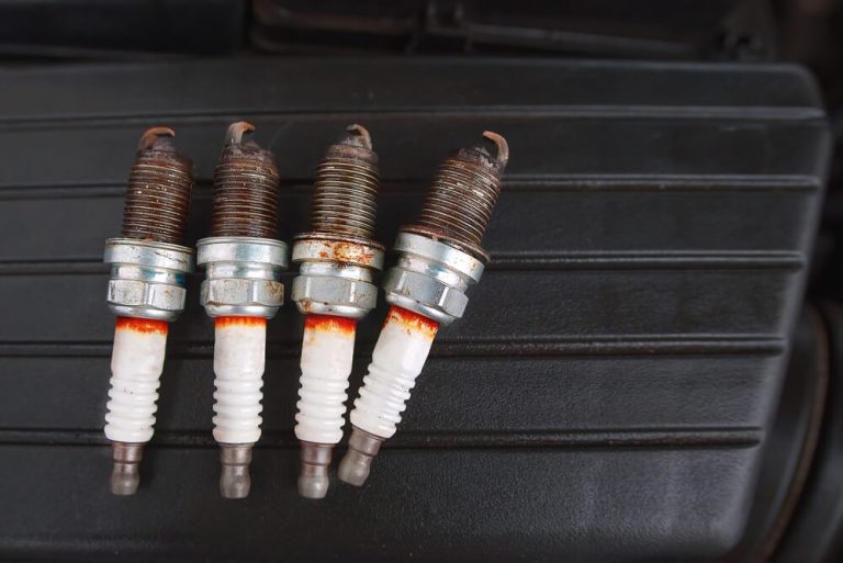 Symptoms of Bad Spark Plugs | Freeway Insurance